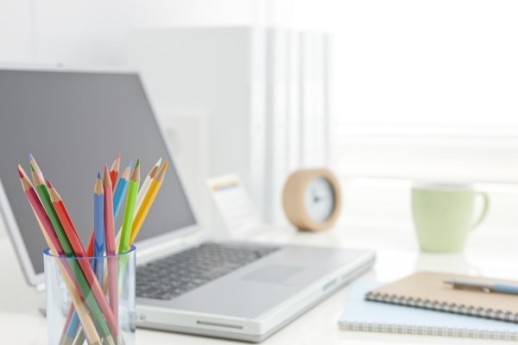 10 Tips to Keep Your Desk Clean, Organized & Productive – Time ...